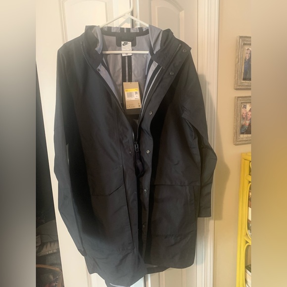 Nike | Jackets & Coats | Nike Sportswear Storm Fit Adv Repel Shell ...